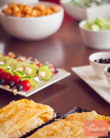 Greek buffet: 9 recipes and time table