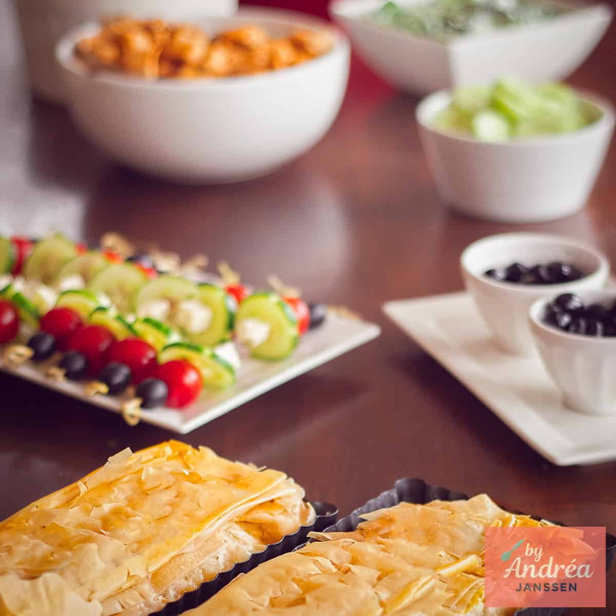 Greek buffet: 9 recipes and time table