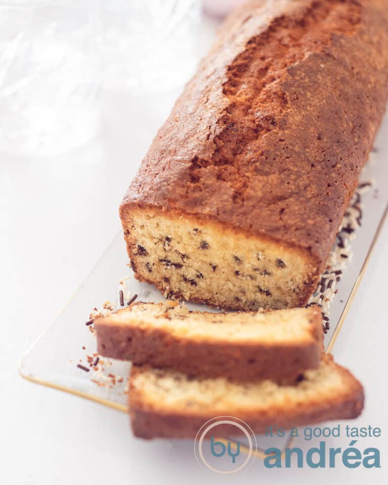 Vanilla Cake with Chocolate Sprinkles (Dutch Hagelslag Cake)