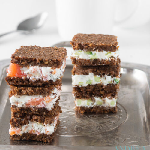 Zebras, rye bread sandwiches - By Andrea Janssen