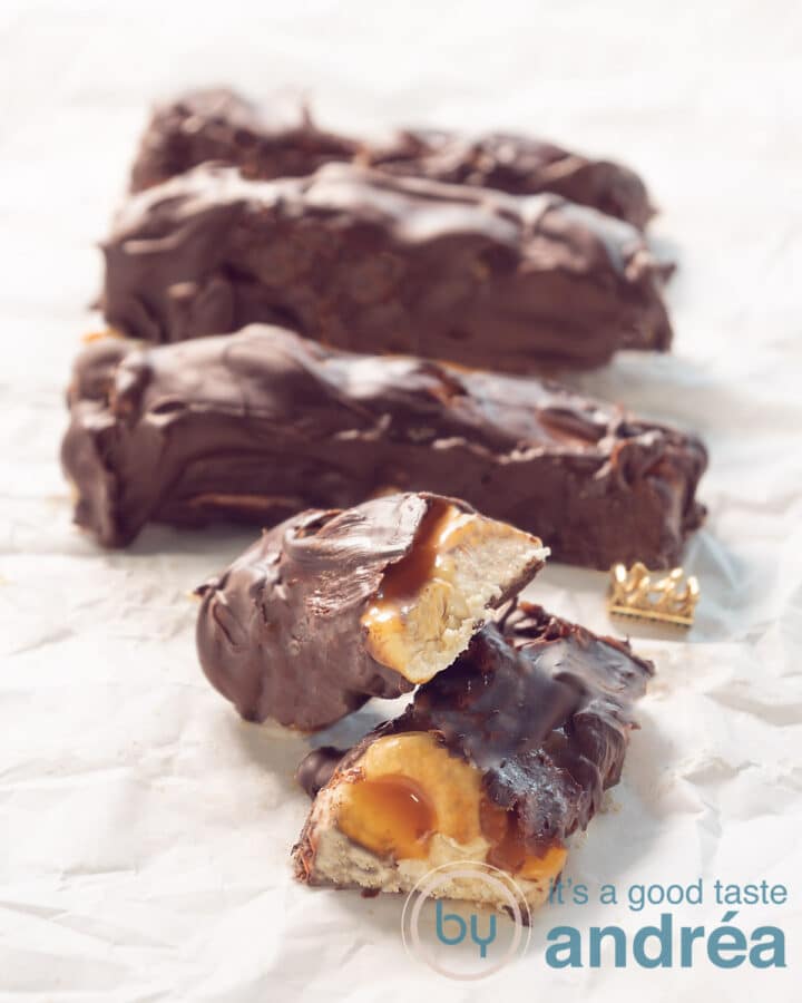 Snickers candy bar recipe - By Andrea Janssen