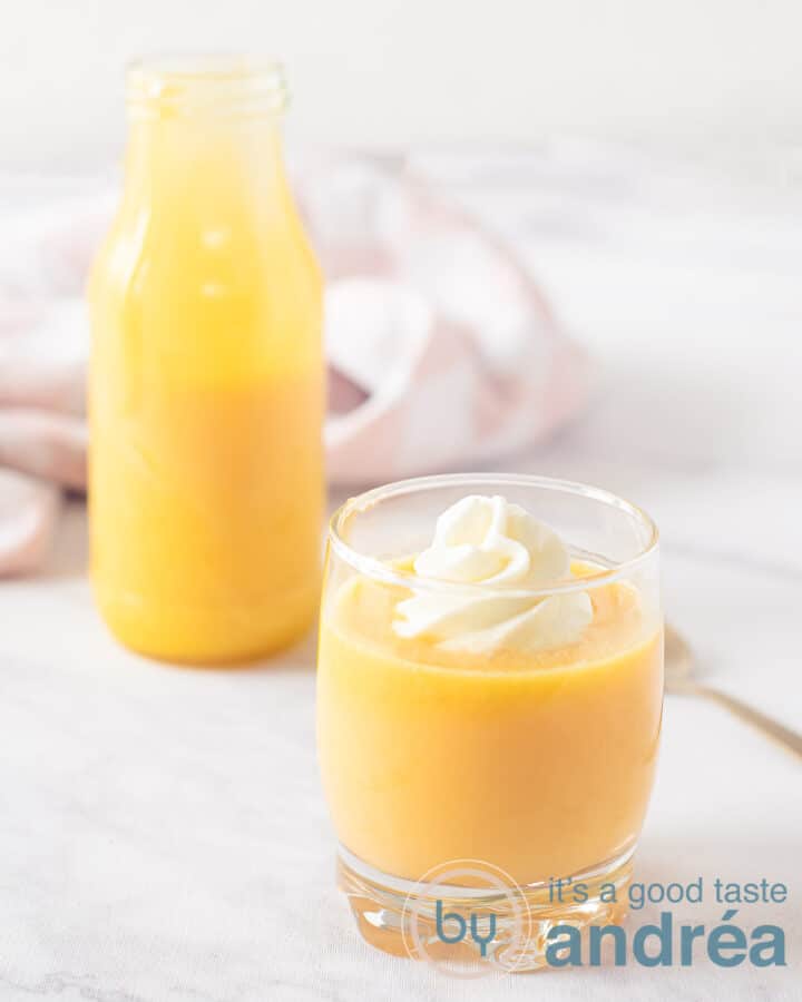 Advocaat (Dutch Eggnog) - By Andrea Janssen